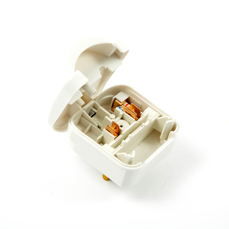 Non-Earth European Schuko To Uk Converter Plug. White 13 Amp (Scp ...