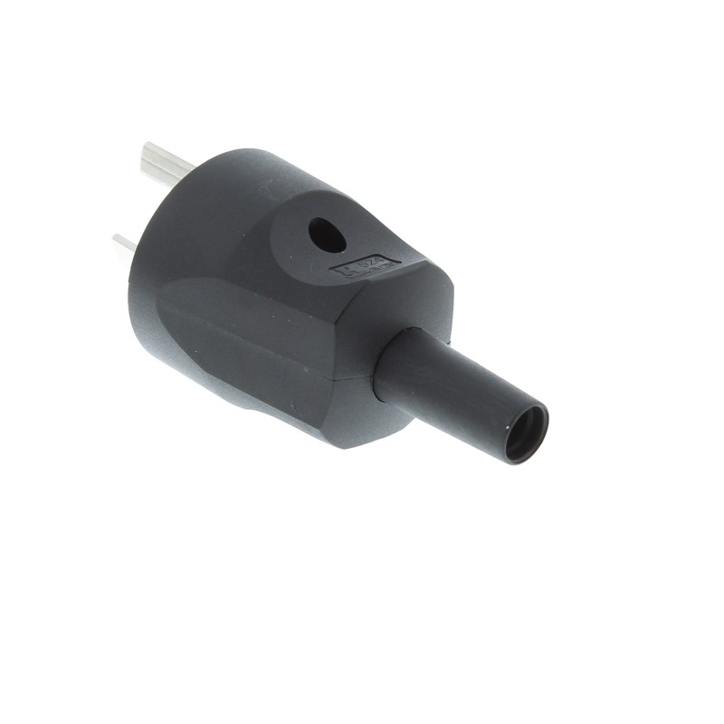 Black Australian Rewireable Plug. 10A, 250V, Ip20 | EuroNetwork